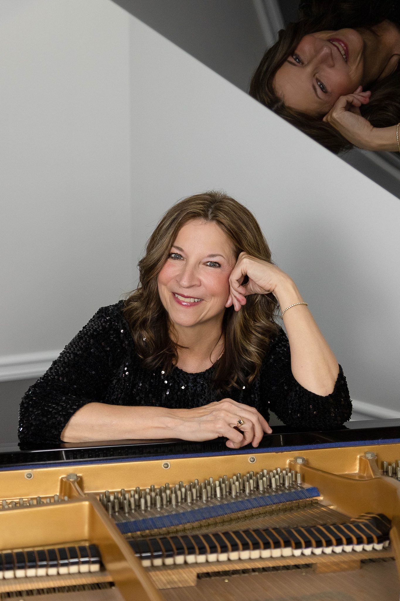 Elizabeth Naccarato – Pam Asberry